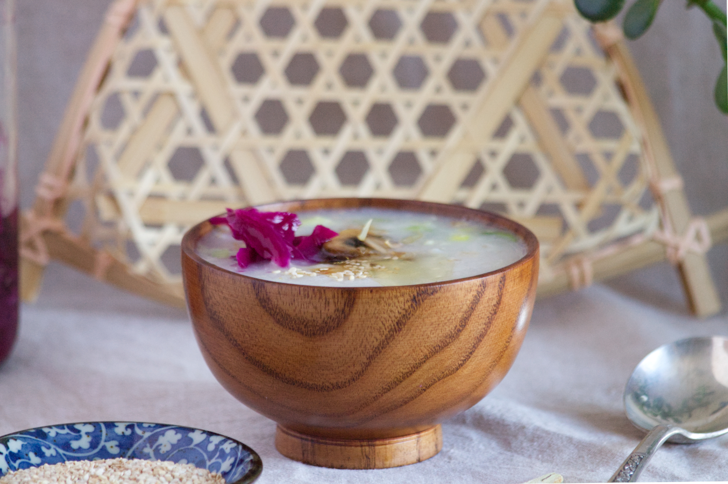 Nourishing Zhou Rice Porridge – green tea over rice