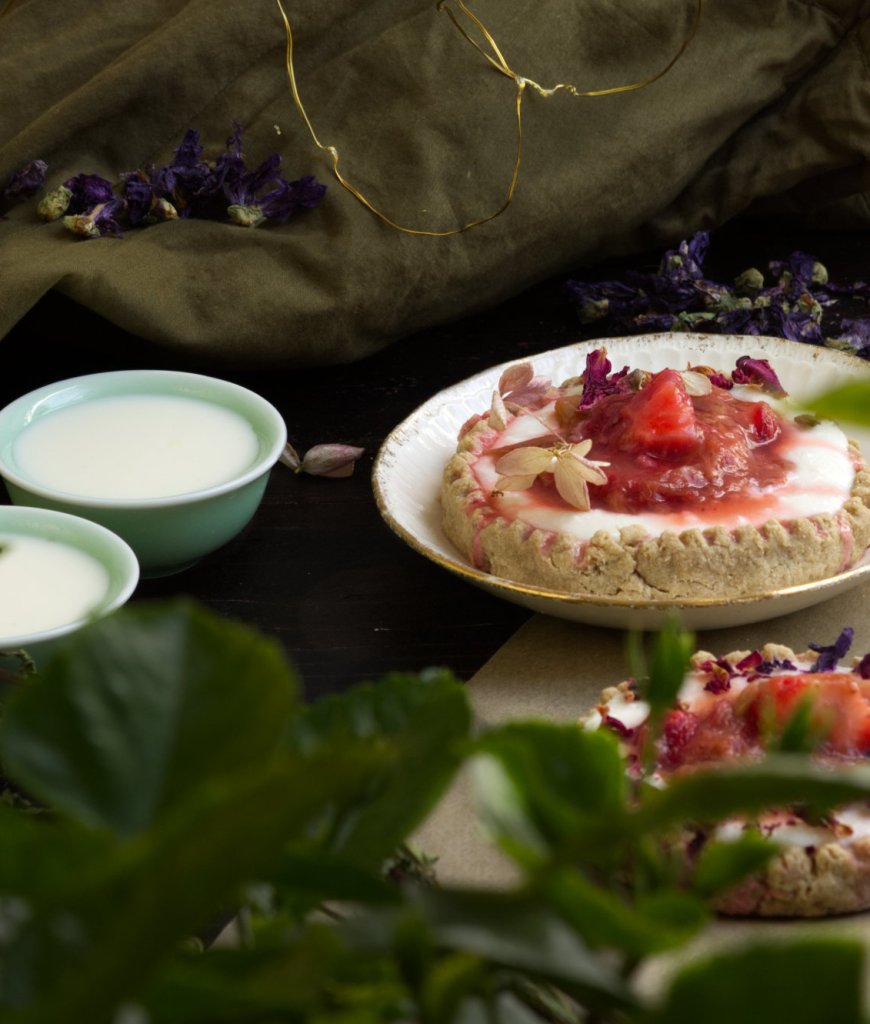 A Solstice Celebration for the Fae – green tea over rice